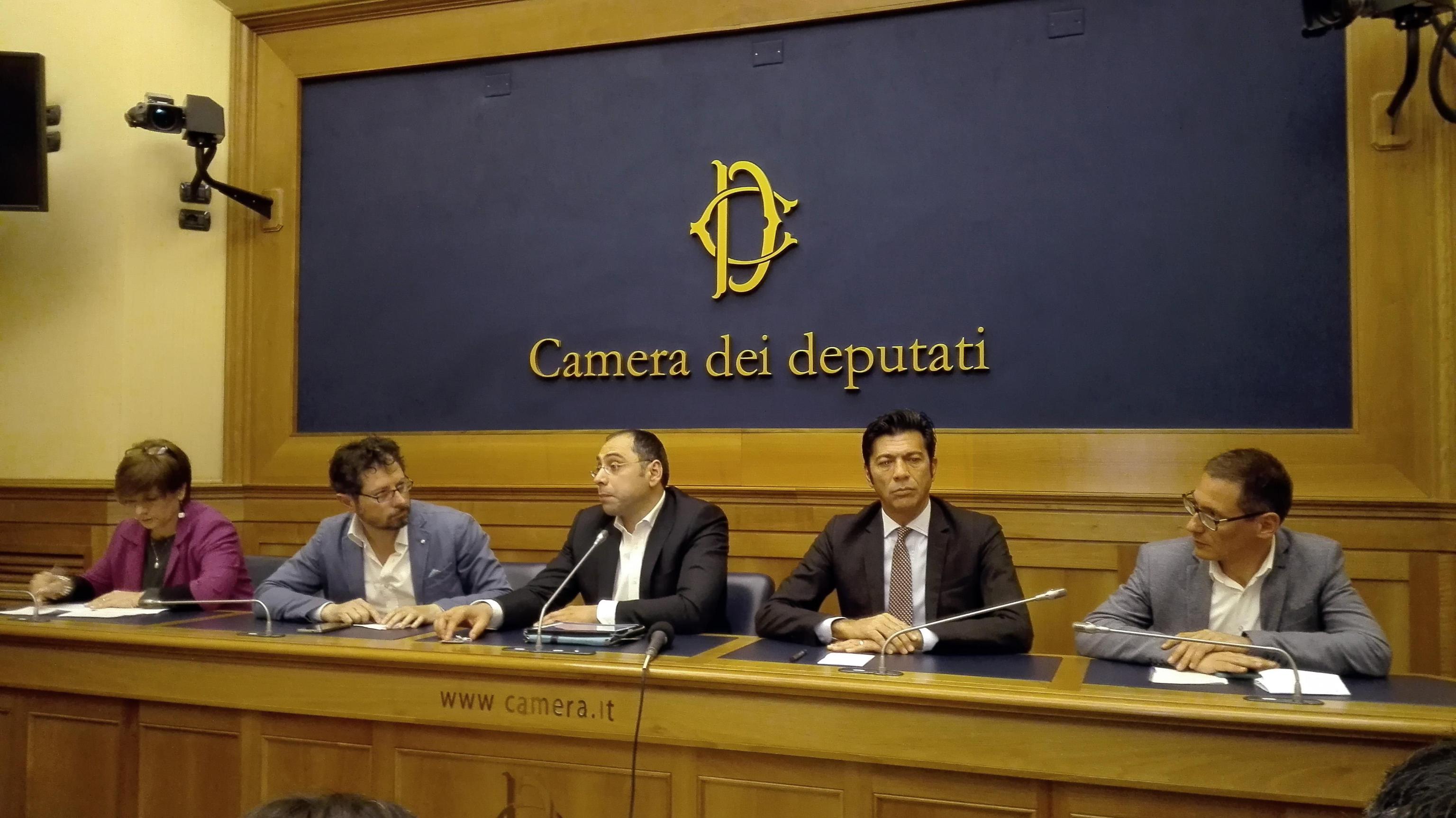 Referendum, il Comitato per il sì annuncia il ricorso: proroga ...