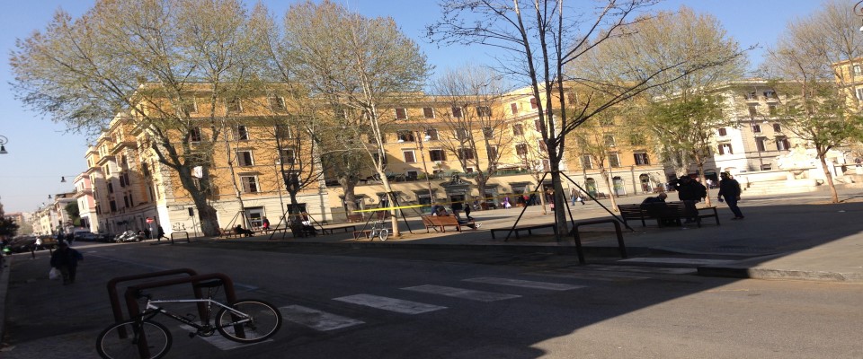 Testaccio deserta e primi disordini a Ostiense: ecco la Roma spettrale ...
