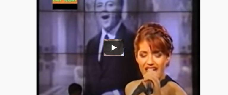 Manuela Villa, la figlia del "reuccio" Claudio, in campo al fianco di ...
