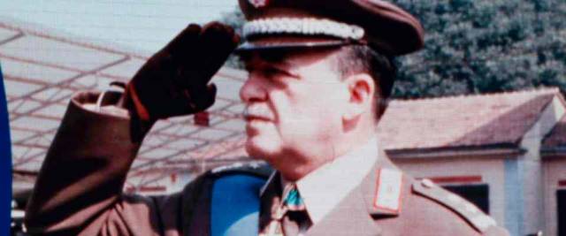 "Carlo Alberto Dalla Chiesa, l'uomo, il generale": la mostra-omaggio al Palazzo Reale di Milano ...