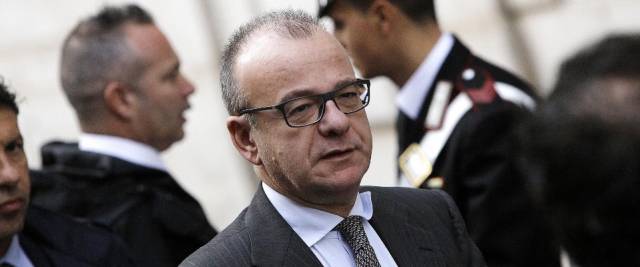 "De profundis" per il centro dall'ex-dc Rotondi: «Nell'era Meloni non c'è spazio per i cespugli ...