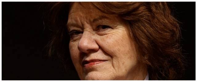 Scrittrici, morta Anne Perry: omicida a 15 anni, diventata giallista di ...