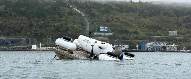 Il sottomarino è imploso, tutti morti. Robot trova il cono di coda del Titan a 500 metri dal ...
