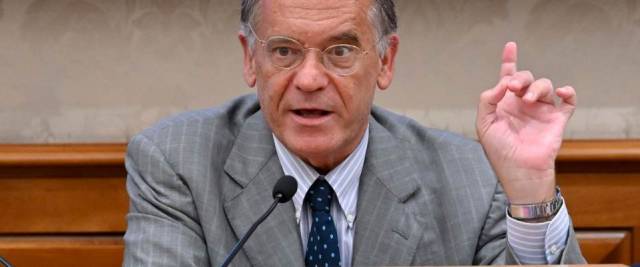 Cecchi Paone condannato: diffamò Fratelli d'Italia e dovrà risarcire il ...