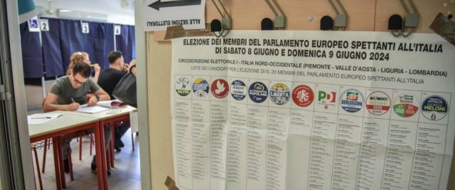 Elezioni Alle 12 Dati Definitivi Laffluenza è Al 25 1 Per Le
