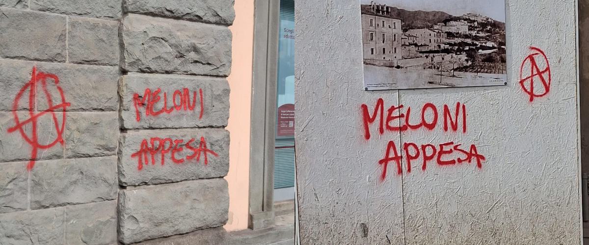 A Massa ancora scritte d'odio contro Meloni. FdI: «Non ci intimidiscono ...
